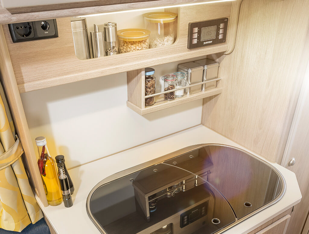 Absetzkabine Eineinhalb- & Doppelkabiner Trail/Box 240 : Tischer-Pickup