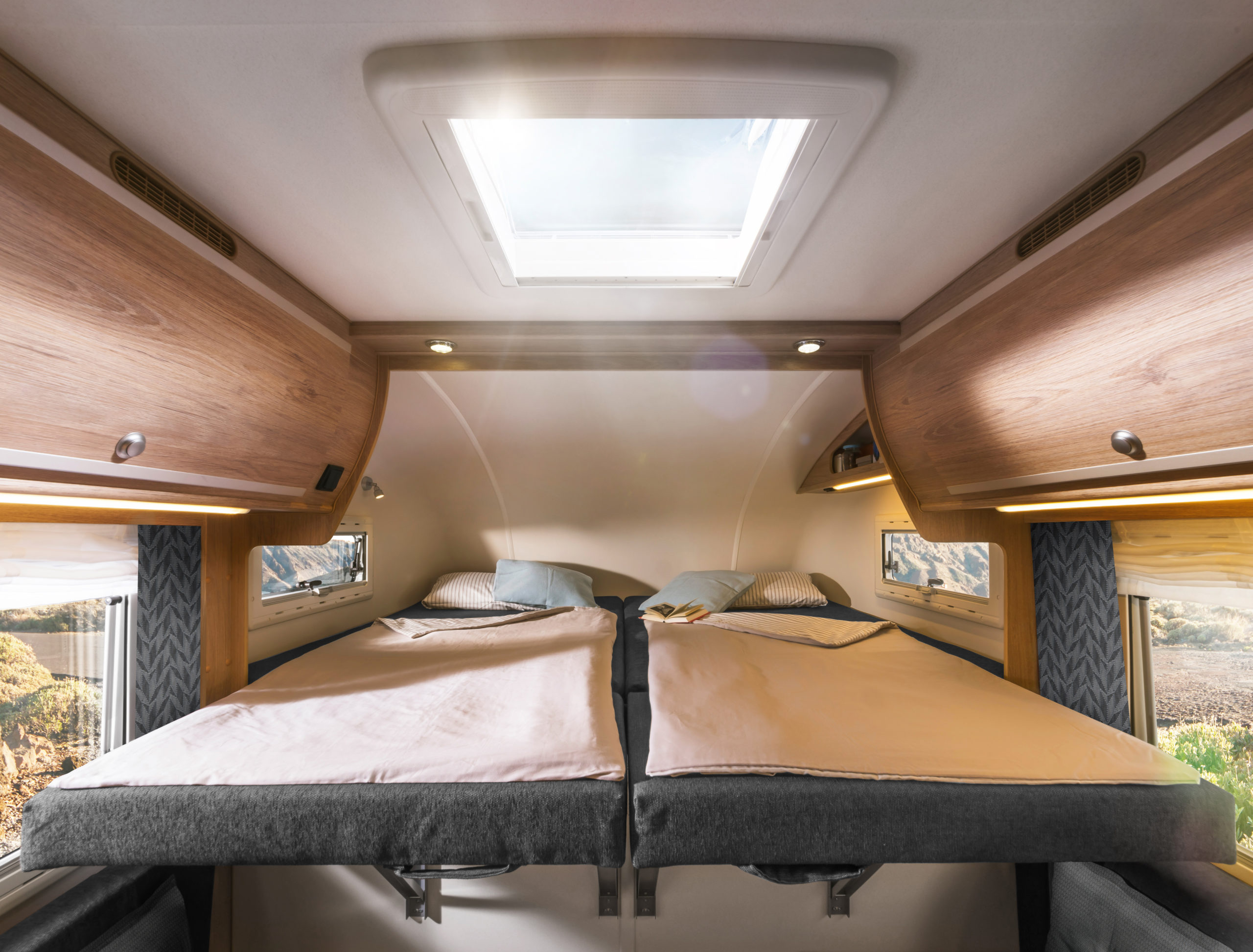 Absetzkabine Eineinhalb- & Doppelkabiner Trail/Box 240 : Tischer-Pickup